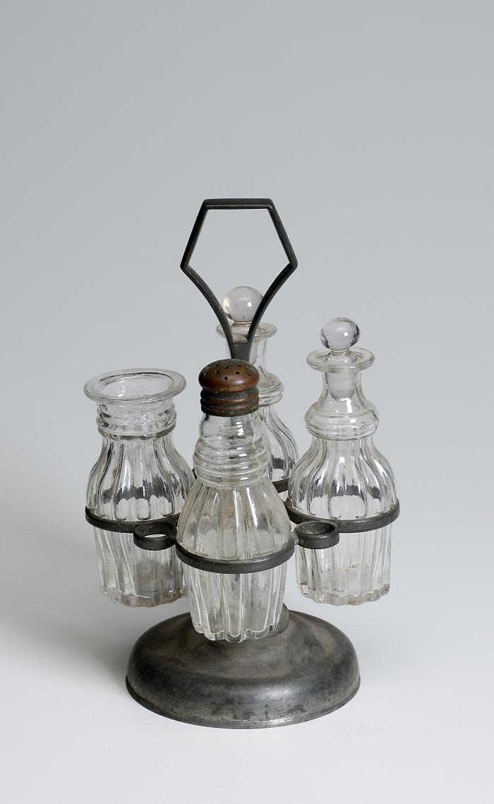 Connecticut Collections : Physical Object : Caster Set;Castor Set [X76 ...